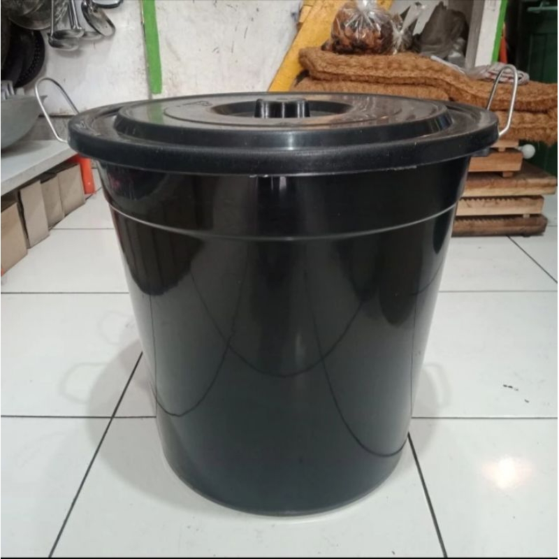 Jual Ember Tutup Rainbow Jumbo Besar Hitam 40 Liter Serbaguna | Shopee ...
