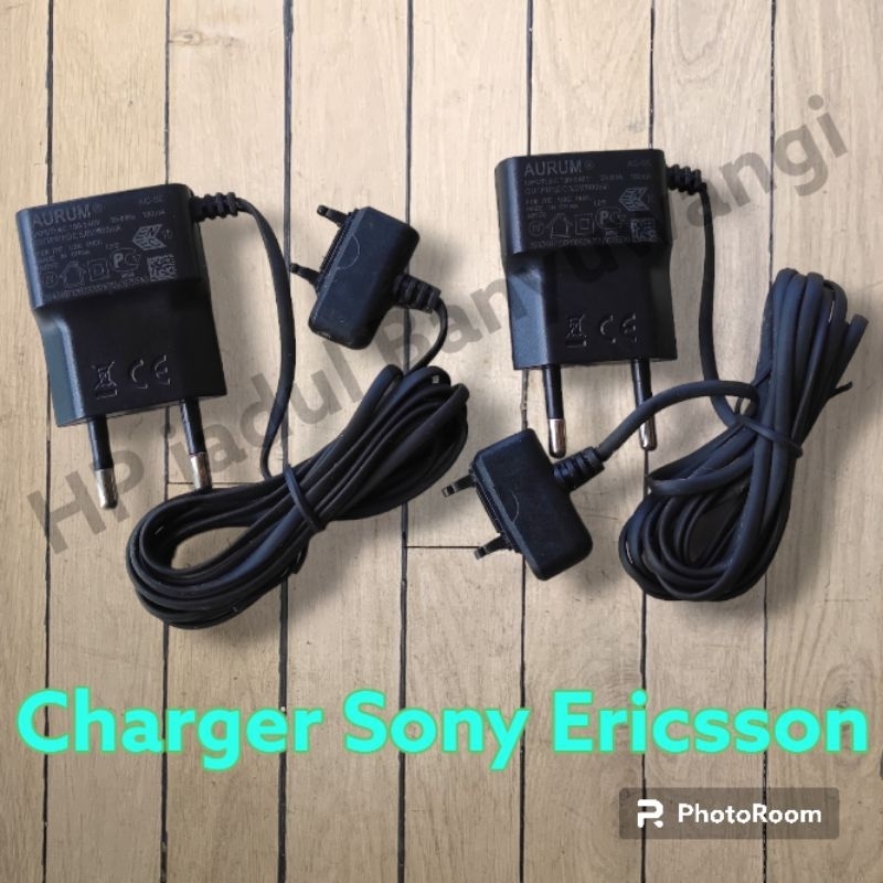 Jual charger Sony Ericsson charger cas jadul charger sisir sony ...