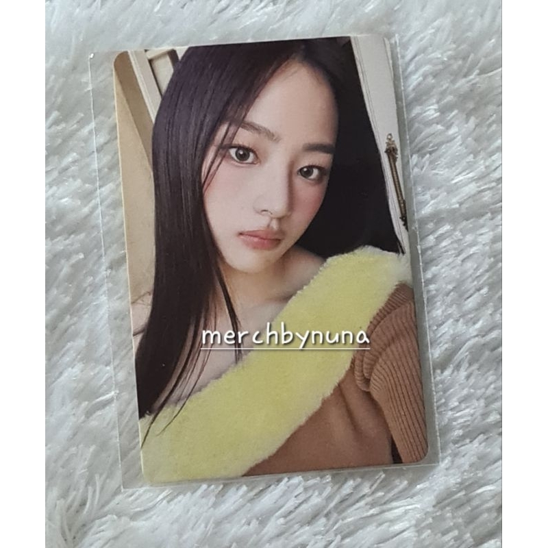 Jual Photocard Minji, Haerin, Hanni, Danielle, Hyein NewJeans Weverse Version Official (Album ...