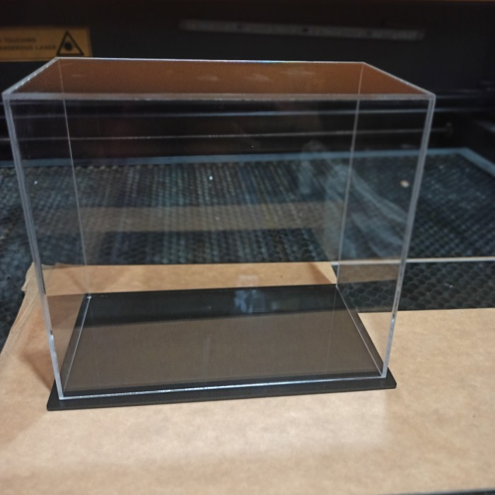Jual Kotak Box akrilik / kotak pajangan akrilik custom | Shopee Indonesia