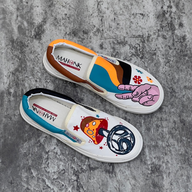 Jual SEPATU MAHONK - Slip On Japic Sneakers Casual Pria Wanita Original ...
