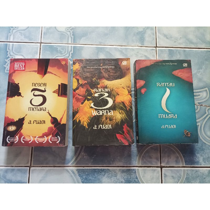 Jual Original Paket Lengkap Trilogi Negeri 5 Menara, Ranah 3 Warna ...