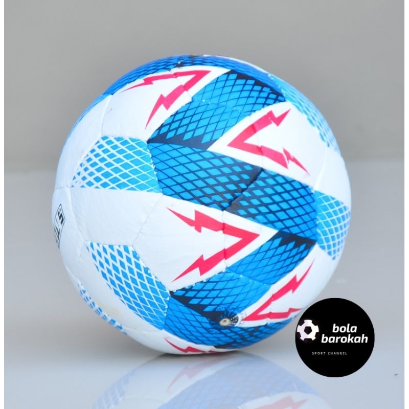 Jual bola sepak ortuseight size 5 original bonus pentil dan jaring ...