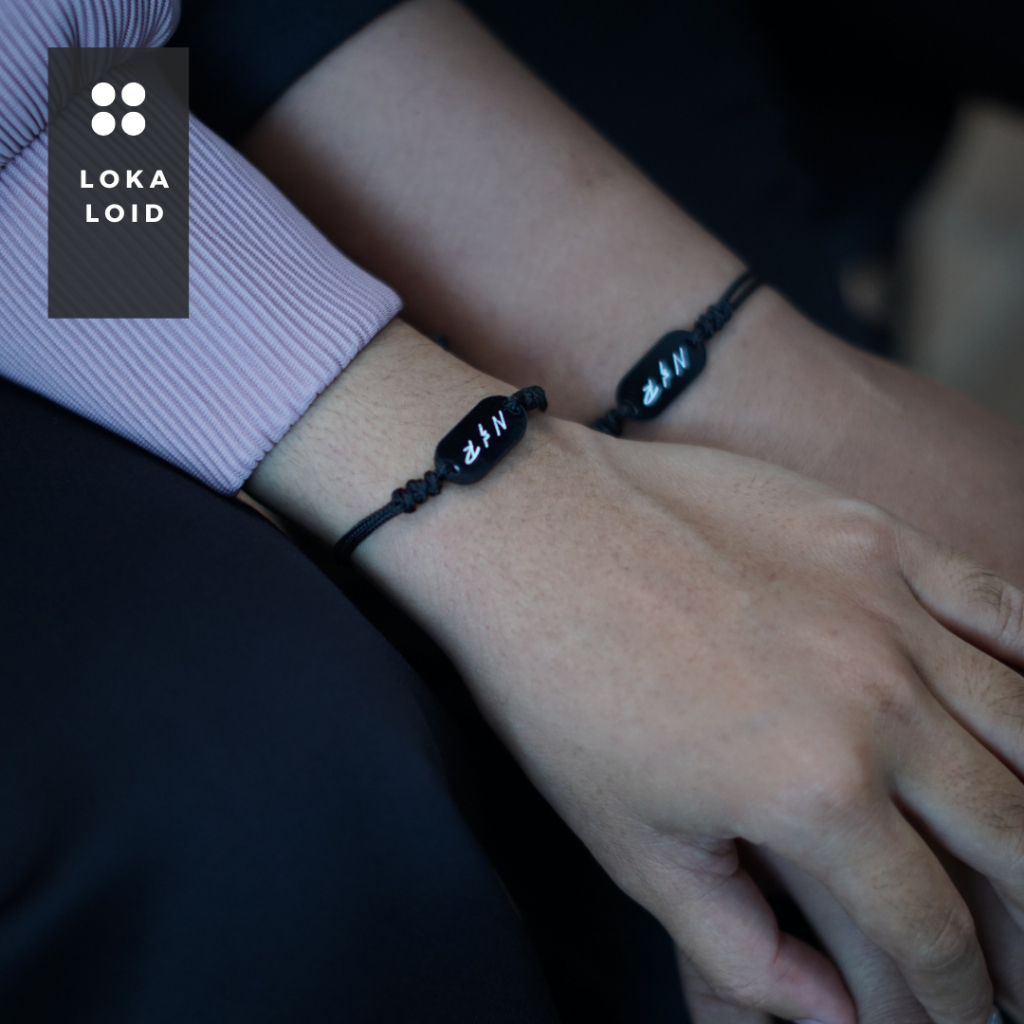 Jual Gelang Couple Custom Inisial Nama Akrilik Tali Microcord Premium ...