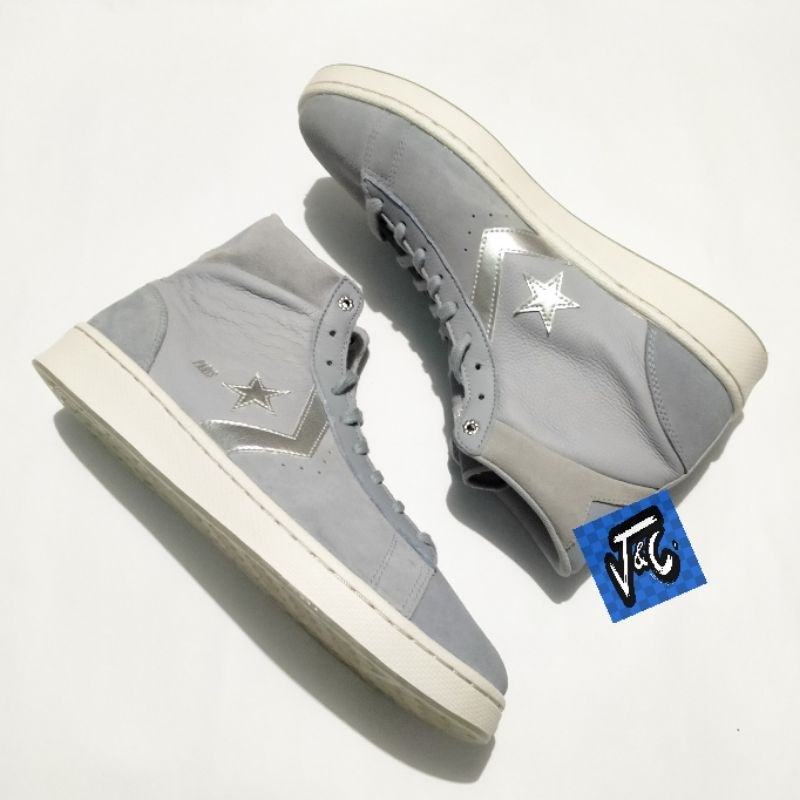 Jual Sepatu Converse Pro Leather Heart Of The City Paris Hi Gravel ...