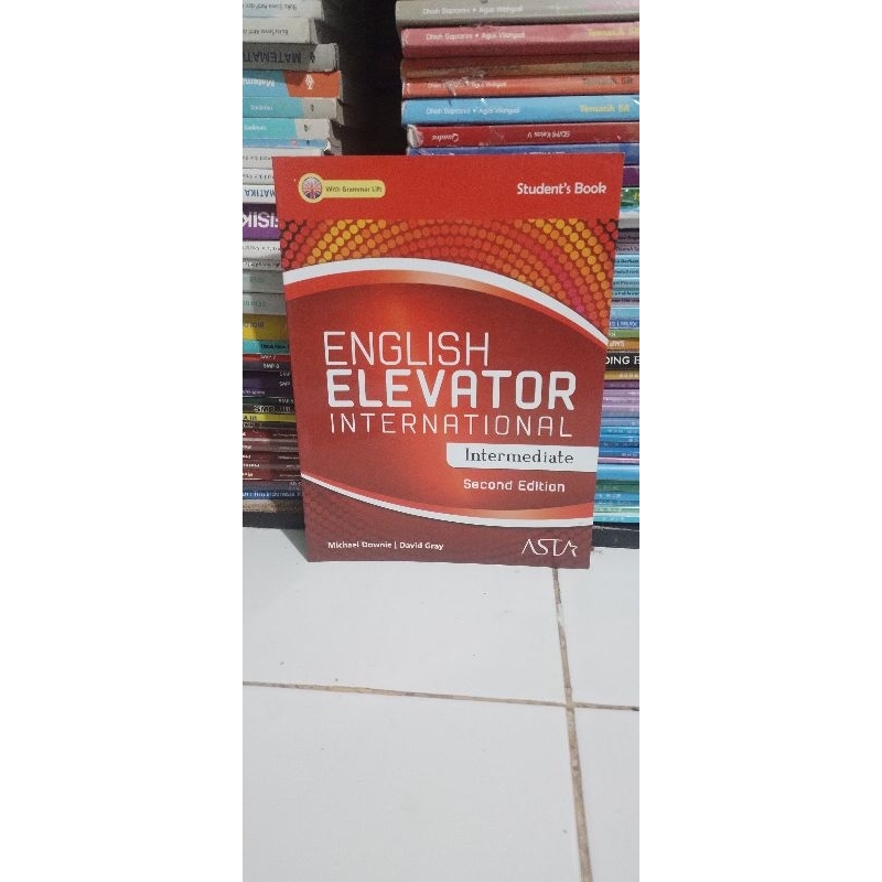 Jual Buku English Elevator International Intermediate second edition ...