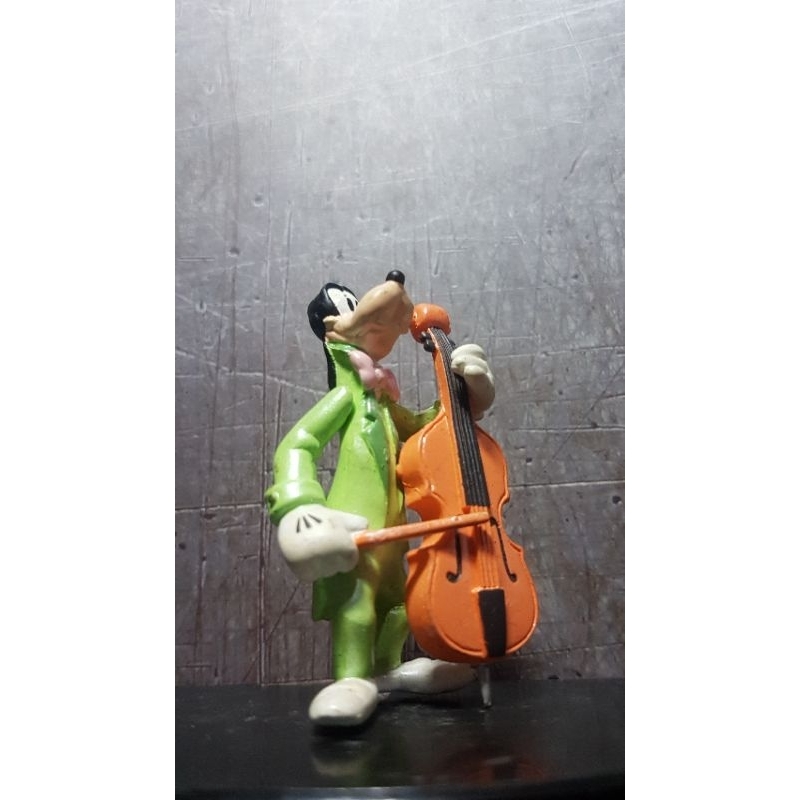 Jual Figure Disney Concert Goofy Playing Violin | Shopee Indonesia