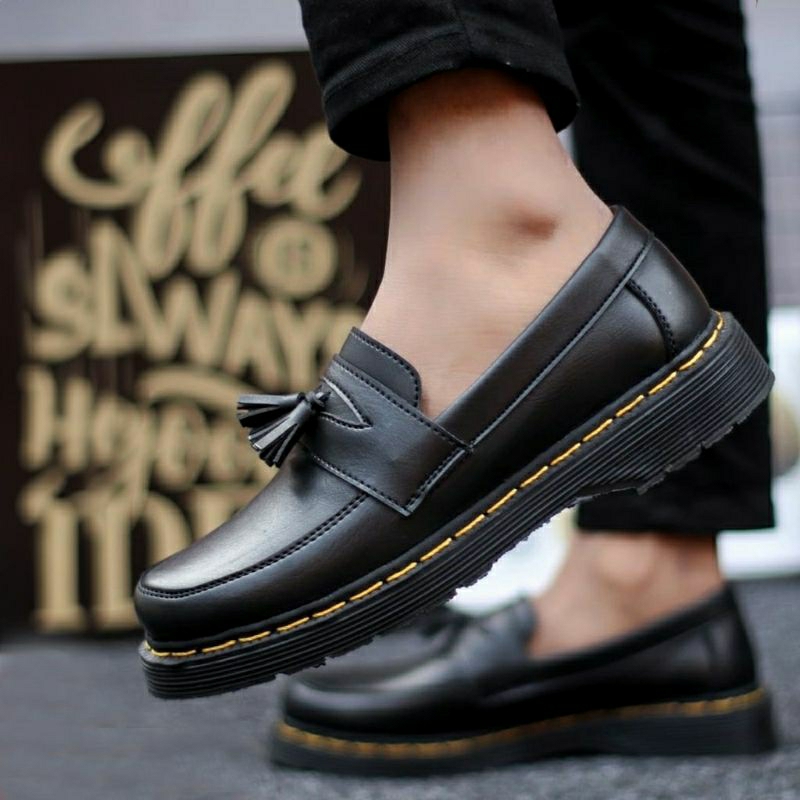 Jual Sepatu Formal Pantofel Docmart Low Boots Kerja Pria Kulit Pu ...