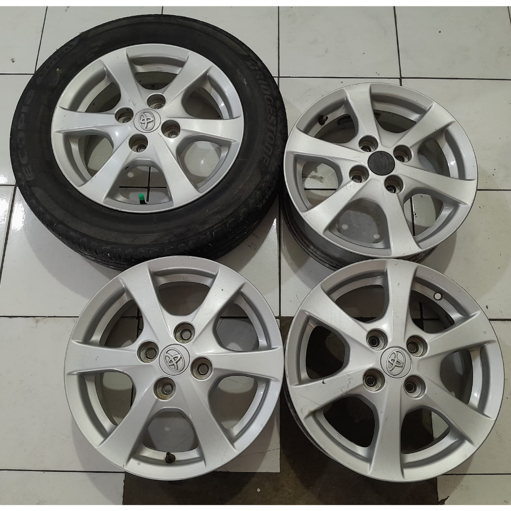 Jual VELG MOBIL SECOND STANDAR AGYA RING 14 PCD 4X100 (VELG ONLY) | Shopee Indonesia