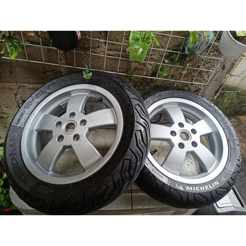 Jual Velg Gts vespa matic modern sprint primavera bisa dengan ...