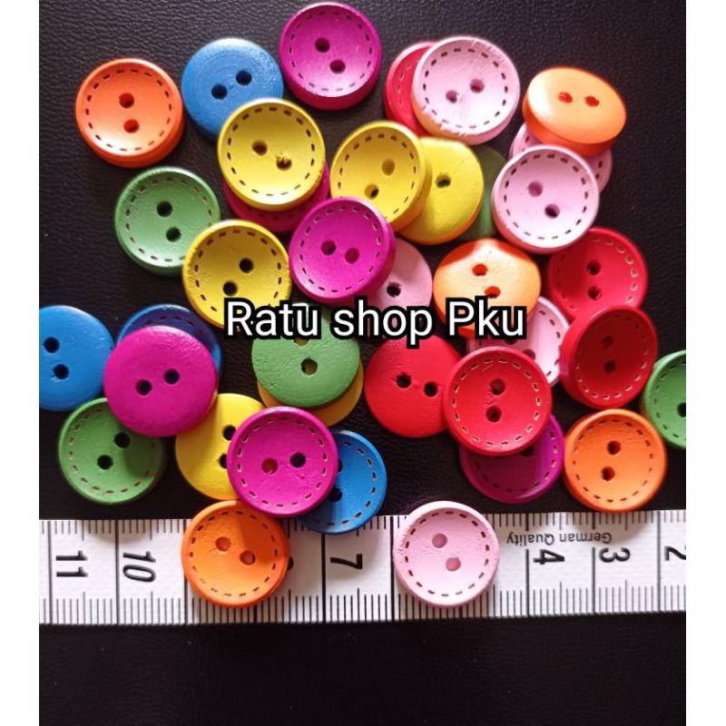 Jual Kancing Baju Hias Kayu Warna uk 1,5cm 15mm | Shopee Indonesia