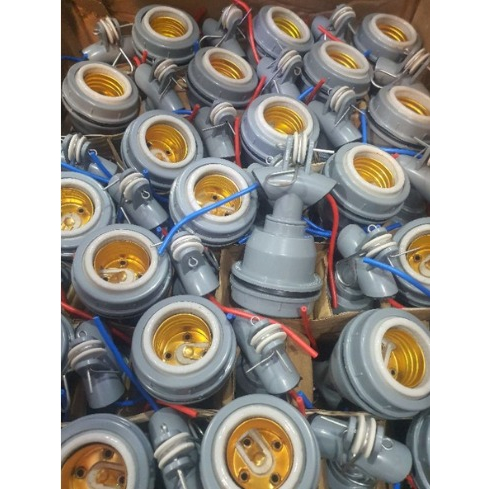 Jual Fitting Gantung Lampu / Fitting WD E27 / Fitting Body Besi dan ...