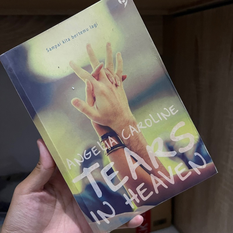 Jual Novel Preloved Original - Novel Tears In Heaven by Angelia Caroline | Shopee Indonesia