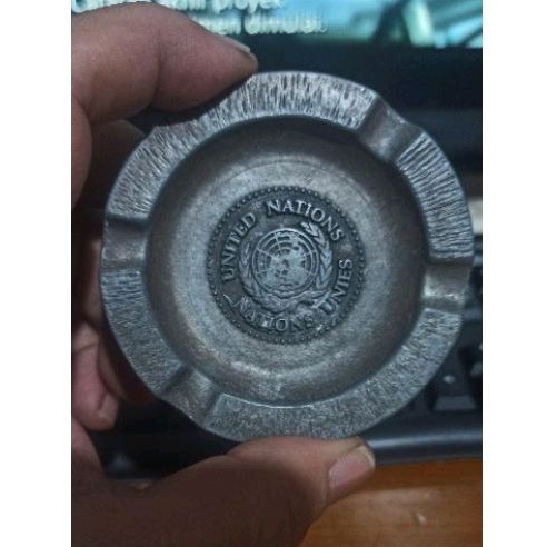 Jual Satu2nya di dunia !! RARE !!! UNITED NATION ASHTRAY,Asbak ex PBB ...