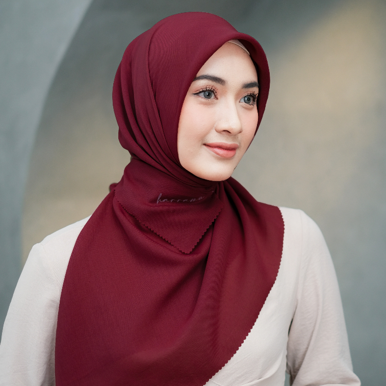 Jual HARRAMU Jilbab Segiempat Warna Maroon Voal Paris Premium Hijab ...
