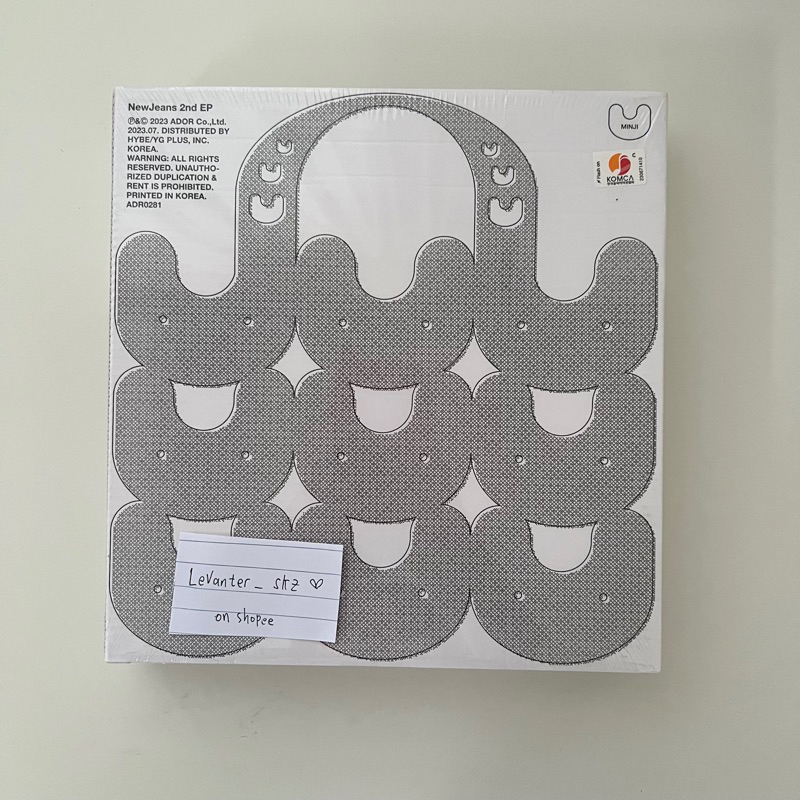 Jual NewJeans - [NewJeans 2nd EP 'Get Up'] Bunny Beach Bag MINJI ver | Shopee Indonesia