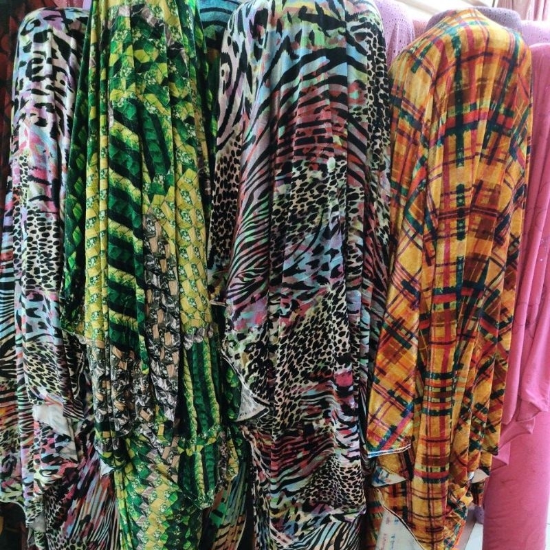 Jual Kain BLUDRU MOTIF import limited (HARGA PER ½ METER) | Shopee ...