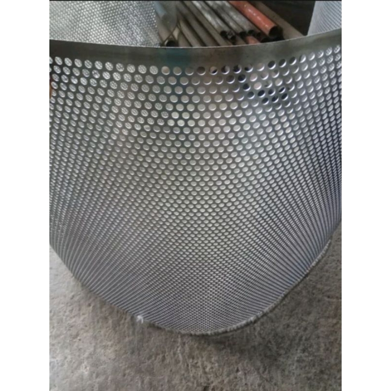 Jual Plat Lubang Besi Perforated 5mm Ukuran 50cm x 150cm | Shopee Indonesia