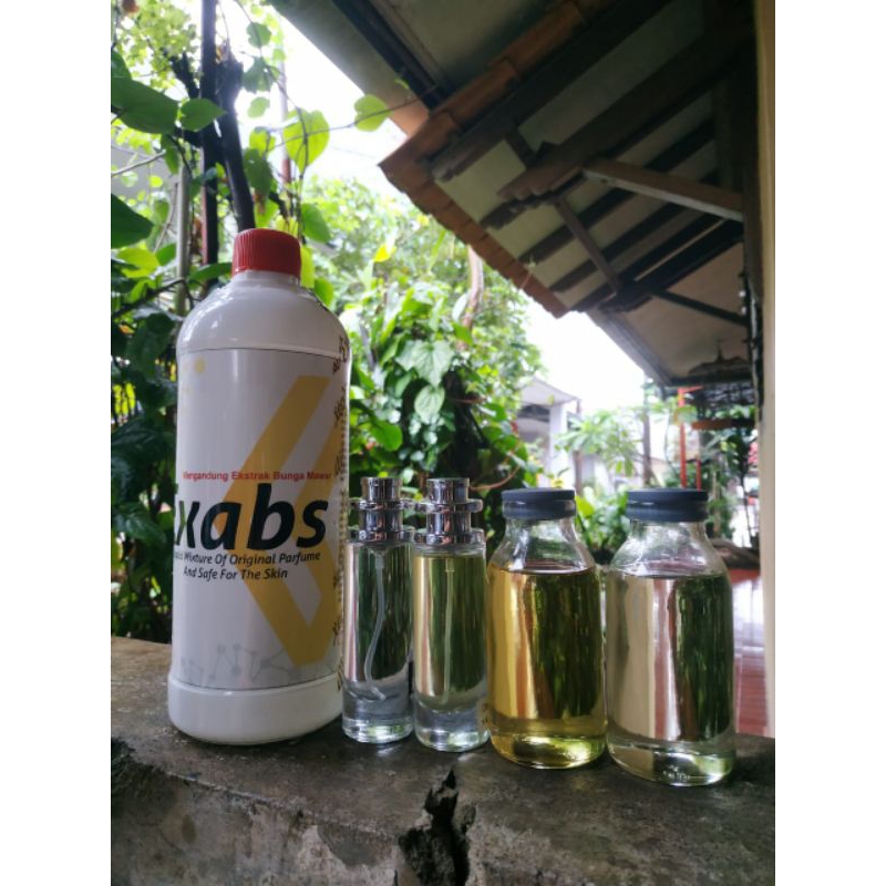 Jual Black Opium Parfum Refil Spray | Shopee Indonesia