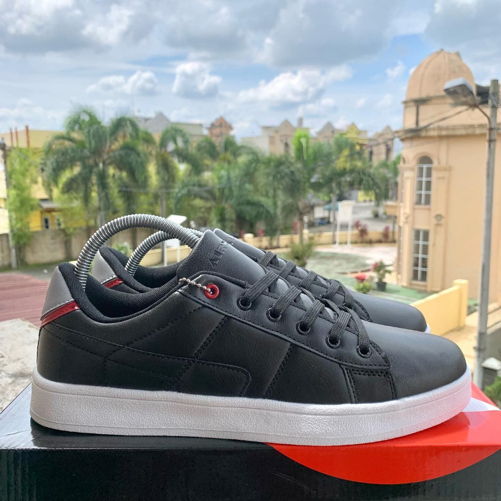 Jual SEPATU AIRWALK PRIA AIRWALK RASHAD BLACK WHITE LEATHER SNEAKER ...