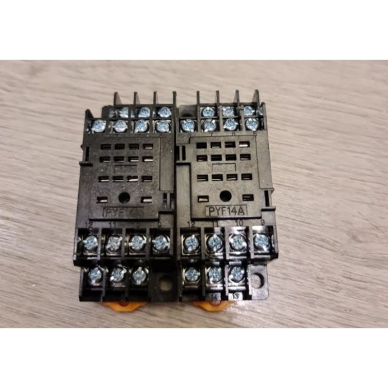 Jual Socket PYF-14A E OMRON relay My4N | Shopee Indonesia