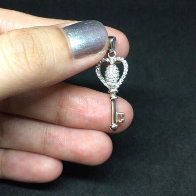 Jual Blink Key Silver Pendant (Liontin Perak Kunci Berkelip) | Shopee ...