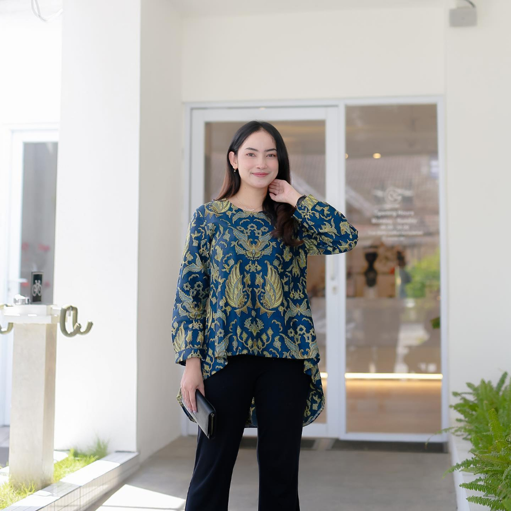 Jual Benang Raja Batik Couple Pria Wanita katun Motif Gajah Mada ...