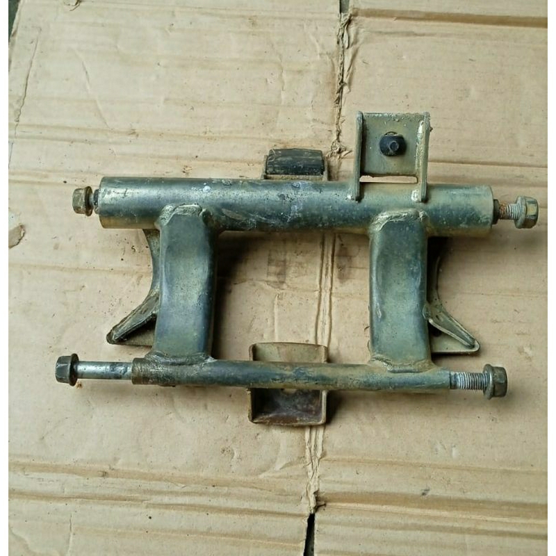 Jual engine mounting swing arm as lengan ayunan mesin sambungan mesin ...