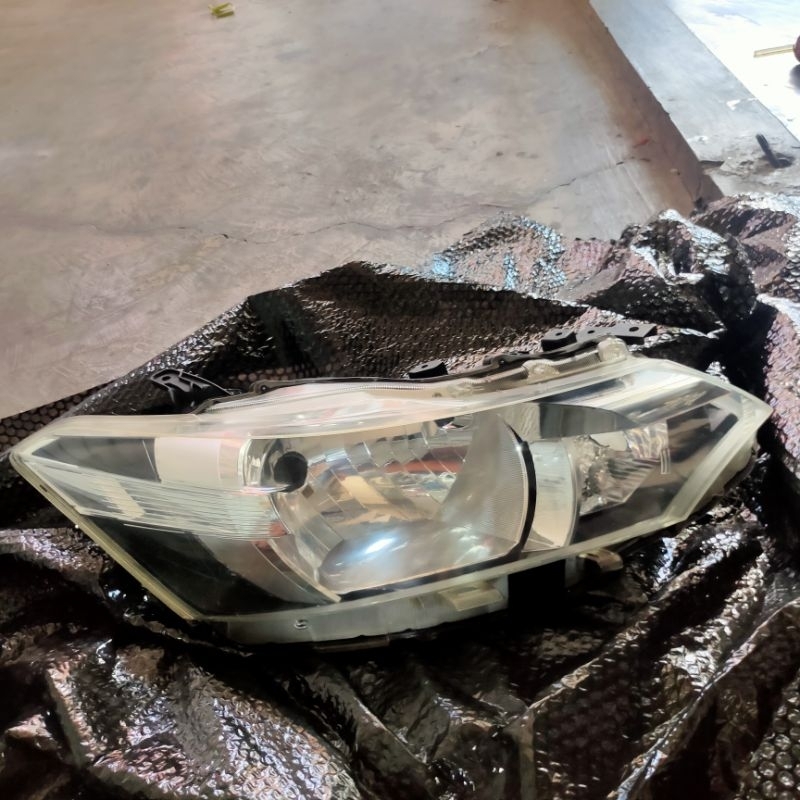 Jual headlamp vios gen 3 original toyota | Shopee Indonesia