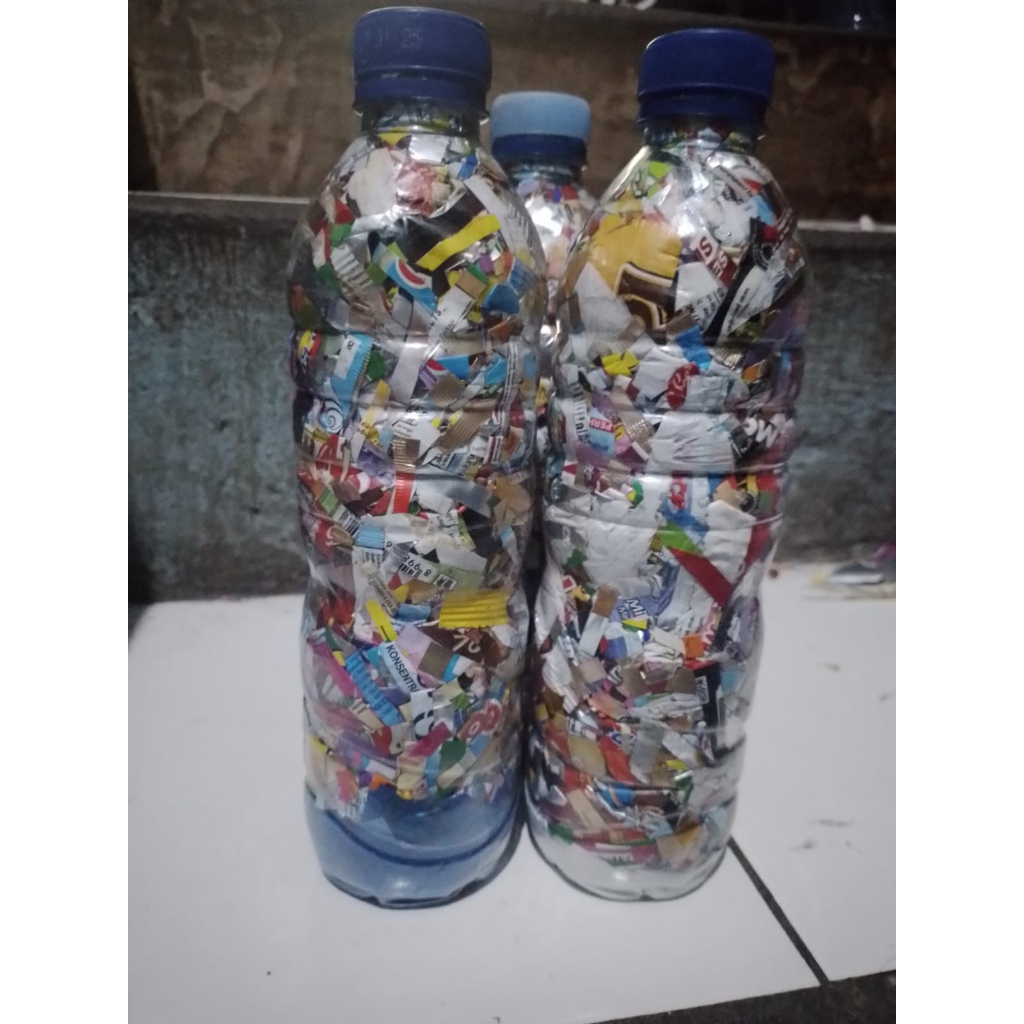 Jual Ecobrick botol Aqua / Club 600 ml berat 240-300gr. Ready stok ...