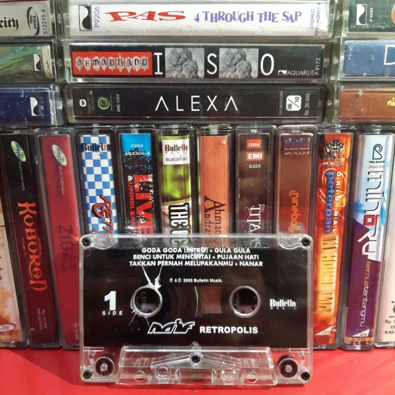 Jual Kaset Pita Naif Retropolis hanya kaset | Shopee Indonesia