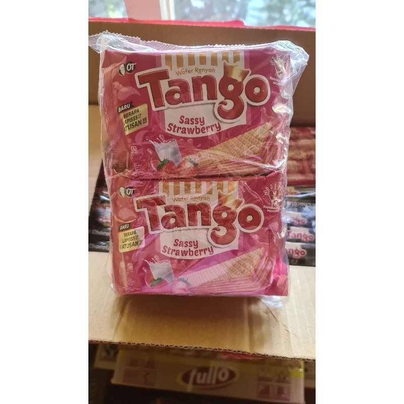 Jual Wafer Tango Sassy Strawberry 39 gr (per pack isi 10 pcs) | Shopee ...