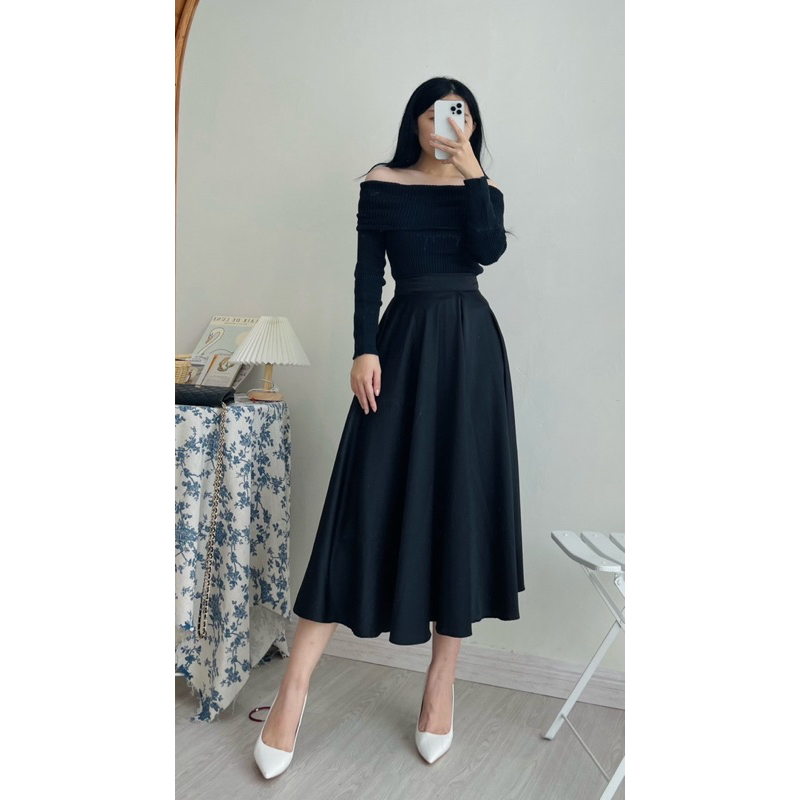 Jual [FORTUNELAVIE] BELLA SABRINA TOP / Pakaian wanita / Sabrina Top ...
