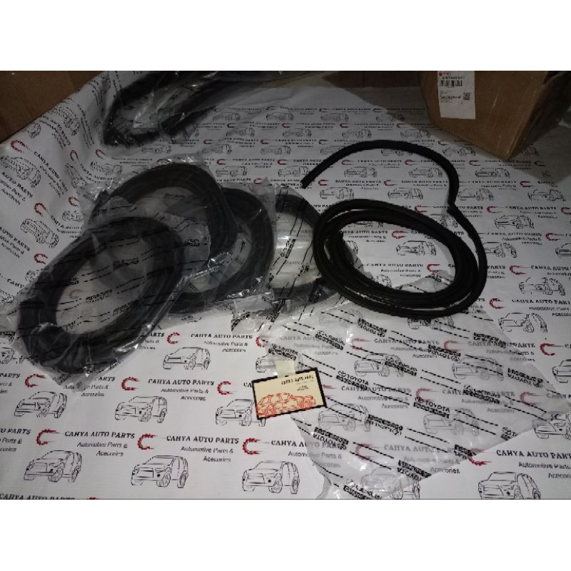 Jual Karet Lis Kaca Depan Hiace Commuter | Shopee Indonesia Jual Karet Lis Kaca Depan Hiace Commuter | Shopee Indonesia