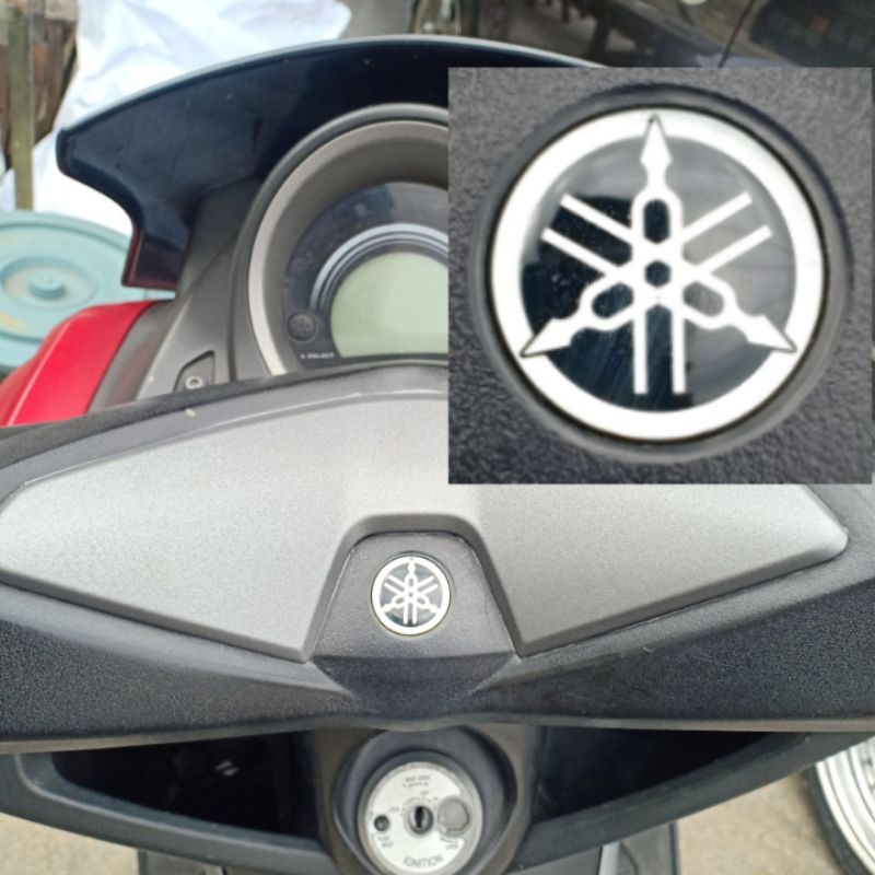 Jual STIKER EMBLEM YAMAHA NMAX STANG N MAX DIAMETER 2,5 CM | Shopee ...