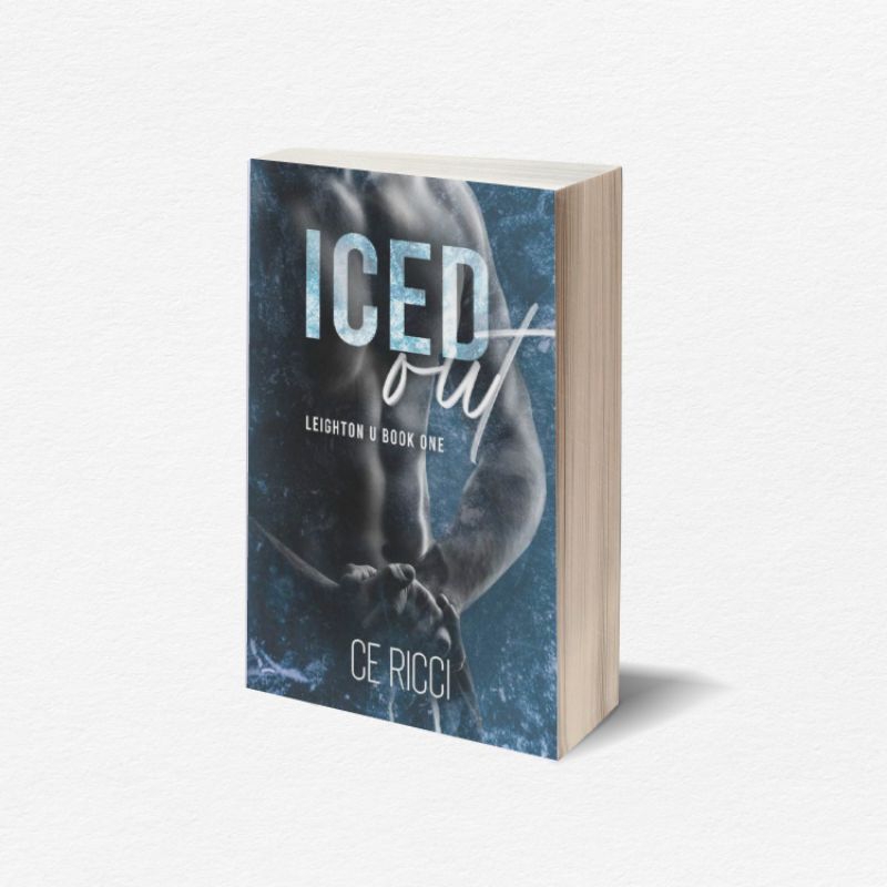 Jual iced Out (Leighton U Book 1) By Ce Ricci | Shopee Indonesia