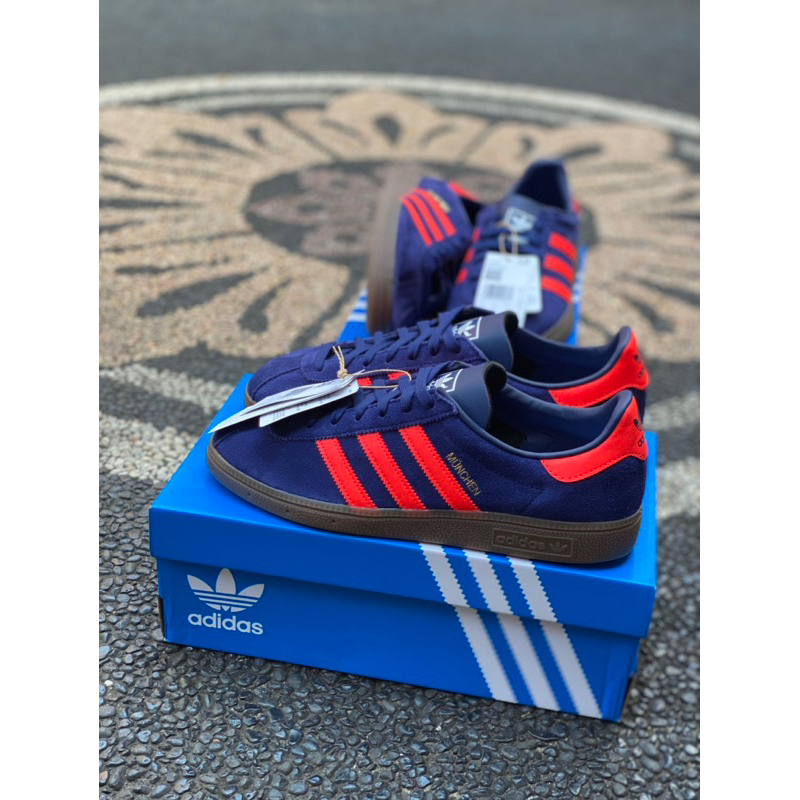 Jual Adidas Munchen CW Dublin Blue Strip Red Original | Shopee Indonesia