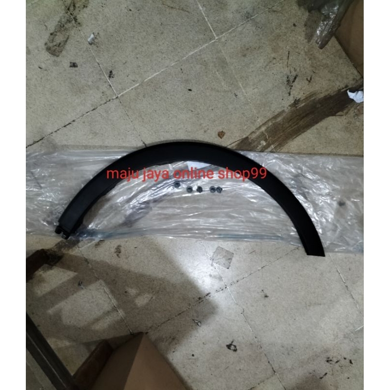 Jual LIST SPAKBOARD DEPAN IGNIS ASLI | Shopee Indonesia
