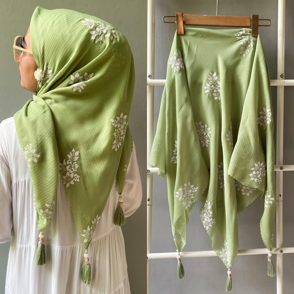 Jual COD segi empat wafle tassel motif bunga / hijab tassel motif ...