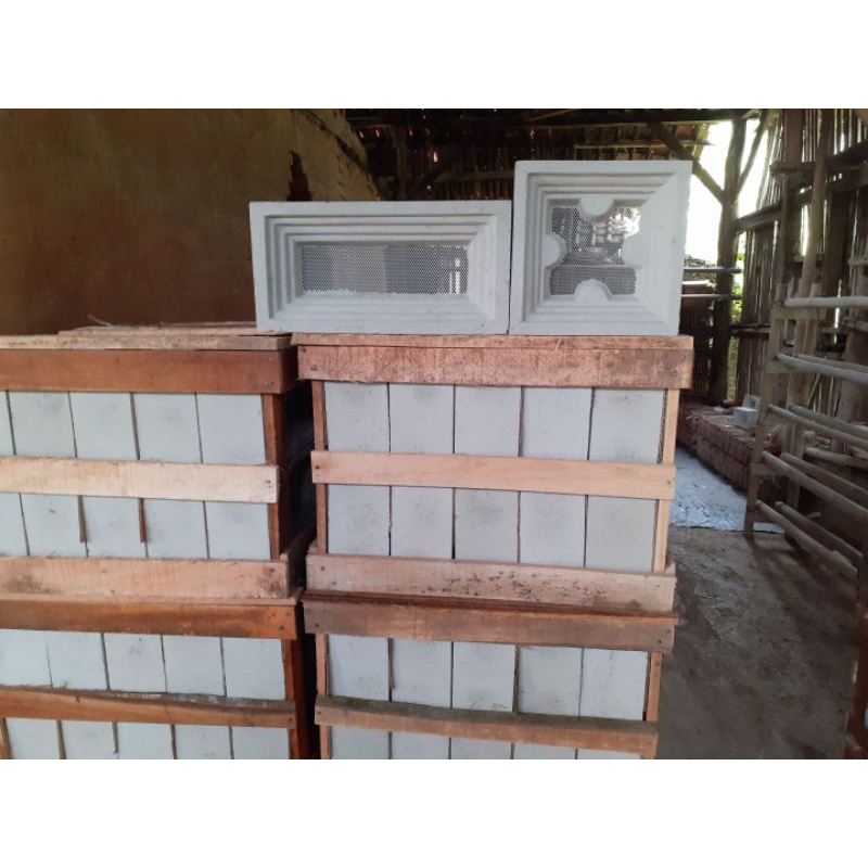 Jual roster ram nyamuk, roster beton minimalis ada ram nyamuk nya ...