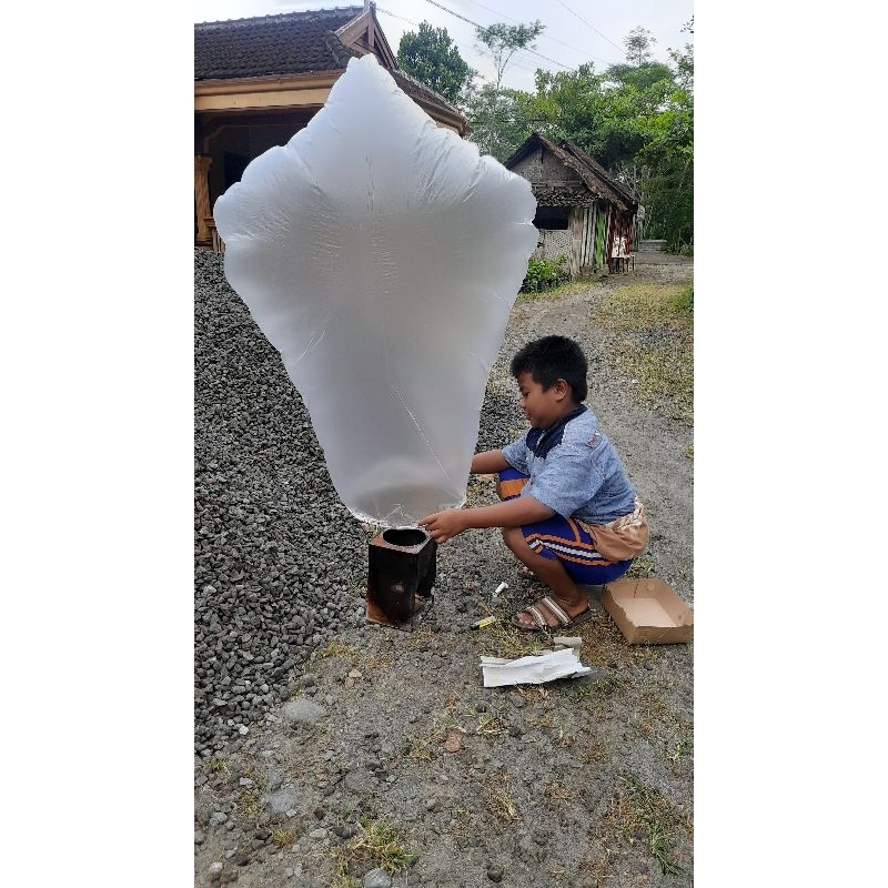 Jual Lampion plastik warna warni / Balon Udara plastik Warna Warni ...