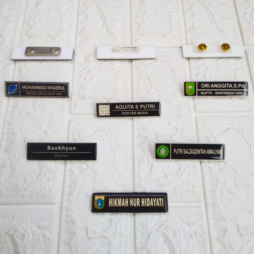Jual Name Tag / Nama Dada / Papan Nama Kotak Bahan Akrilik Pengait ...