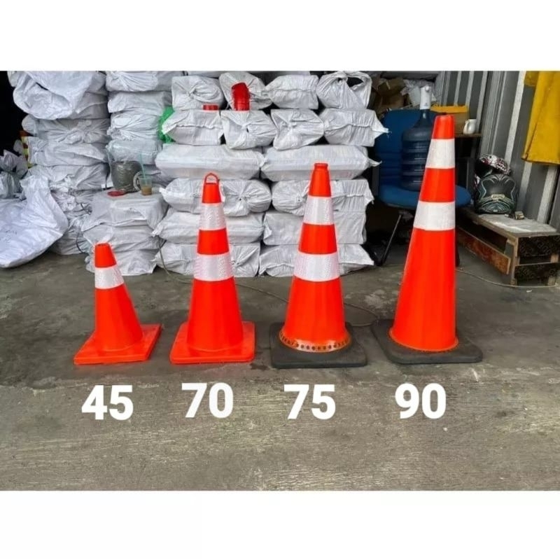 Jual Traffic cone 70 cm full orange | Shopee Indonesia