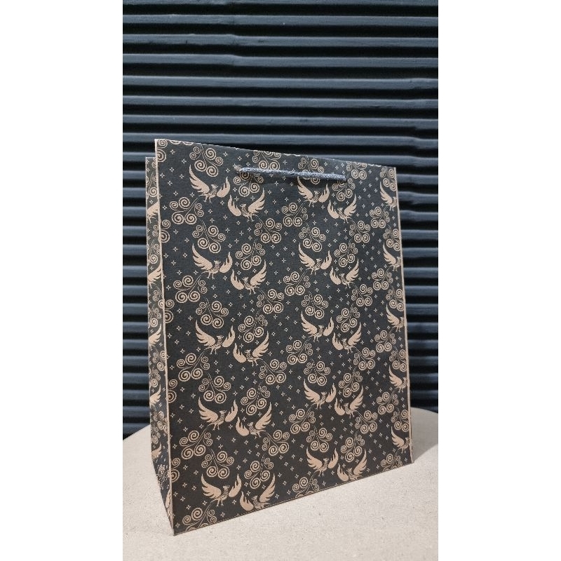 Jual Paperbag R6 20x10x25. Cocok untuk tas souvenir, hajatan, kado ...