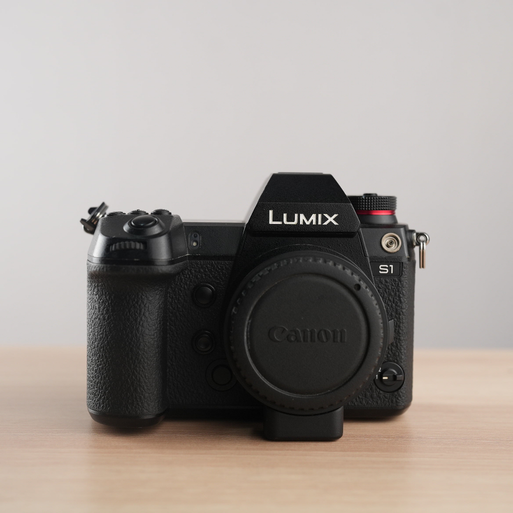 Jual Panasonic Lumix S1 DC-S1 Mirrorless Digital Camera - Body Only ...