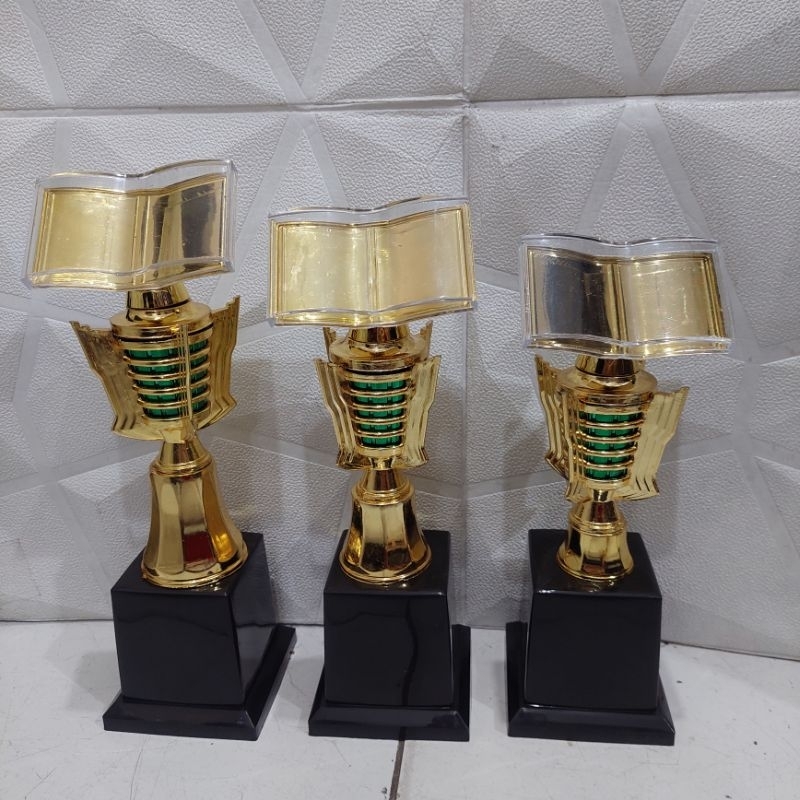 Jual Trophy Piala Alquran Al Quran Mesjid Manasik Trophy Custom ( B.17 ...