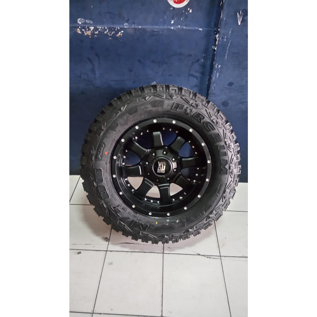 Jual paket velg mobil fortuner ring 17 plush ban forceum MT offroad ...