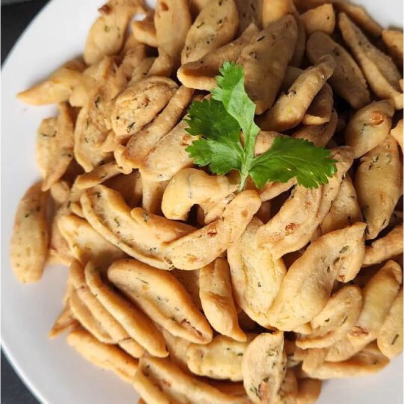 Jual kue bawang gunting padang 250 gram enak dan gurih | Shopee Indonesia