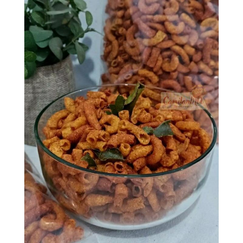 Jual SNACK CAMILAN MAKARONI HOT (BERAT 500 GRAM) | Shopee Indonesia