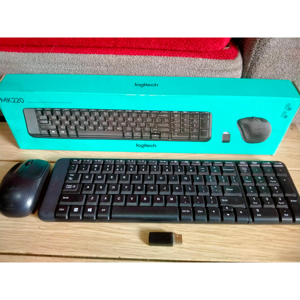 Jual Keyboard & Mouse Logitech MK220 Wireless | Shopee Indonesia